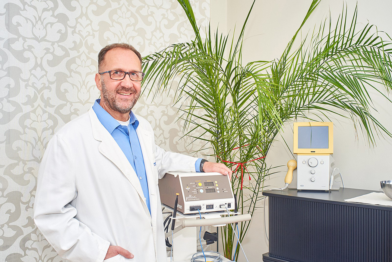 Naš novi strokovnjak za dermatologijo – prim. dr. sc. Damir Homolak ...